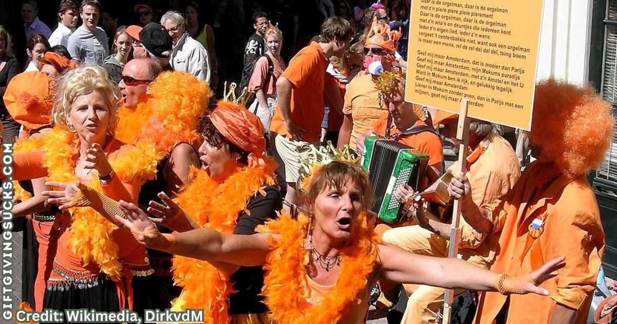 Orange Themed Parties are Great Fun! - giftgivingsucks.com
