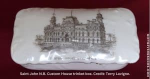 What is a Trinket Box? A Guide to Ridiculously Charming Storage ...